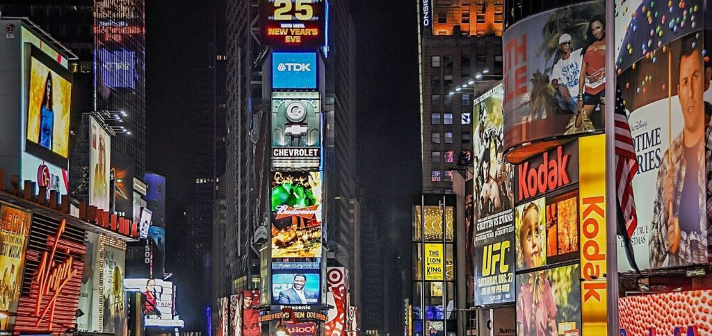 Famous Logos - The Worlds Most Popular Logos Recognized